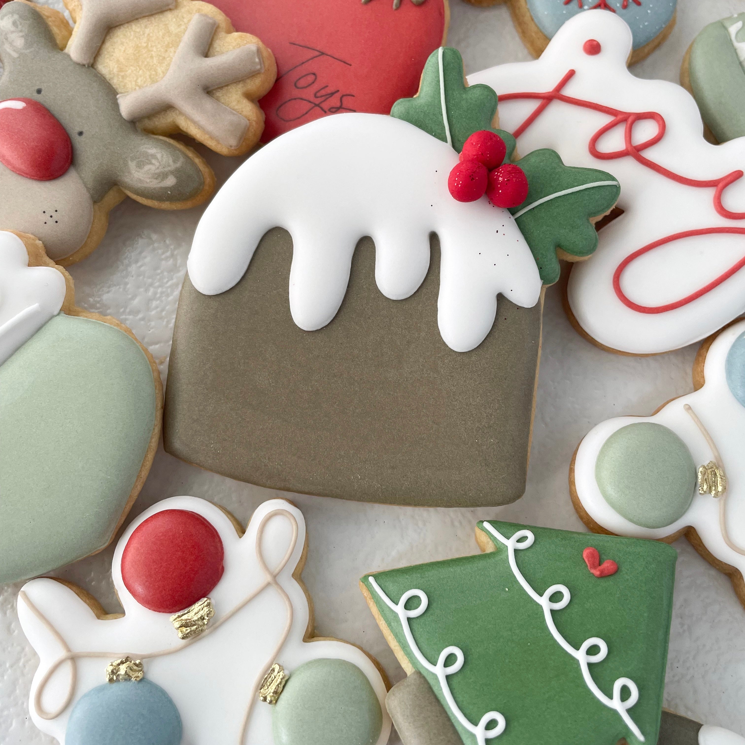 Biscuit Studio | Christmas Pudding Cookie Cutter – biscuit studio
